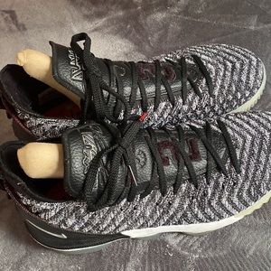Nike | Shoes | Mens Nike Lebron 6 Oreos | Poshmark